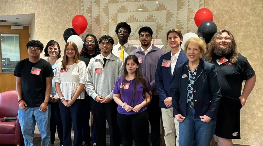 Yum! Scholars aim for leadership, resilience and community impact ...